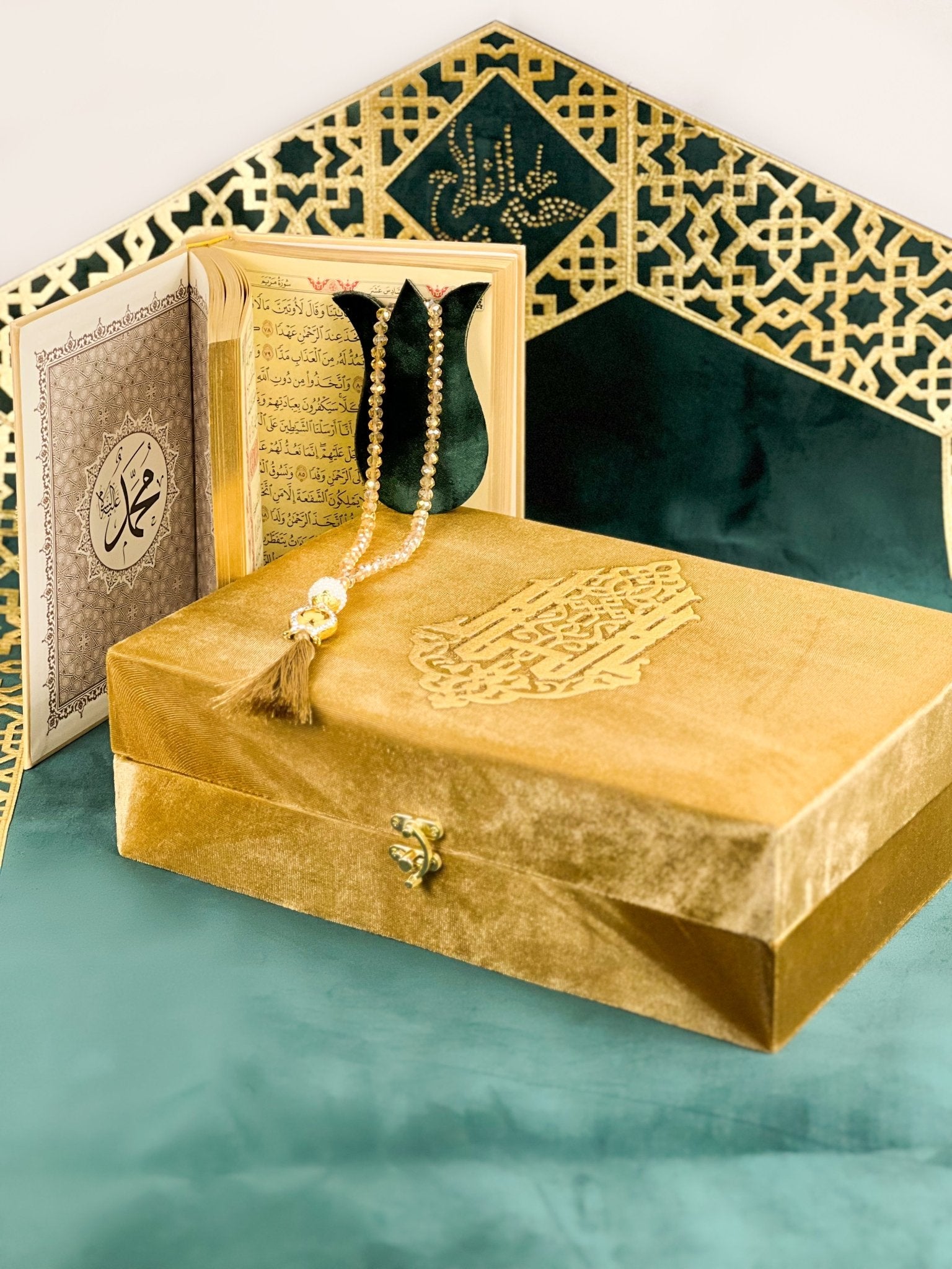Luxury Islamic Gift Box Set, Prayer Rug, Quran & Rosary Ottoman Green ...